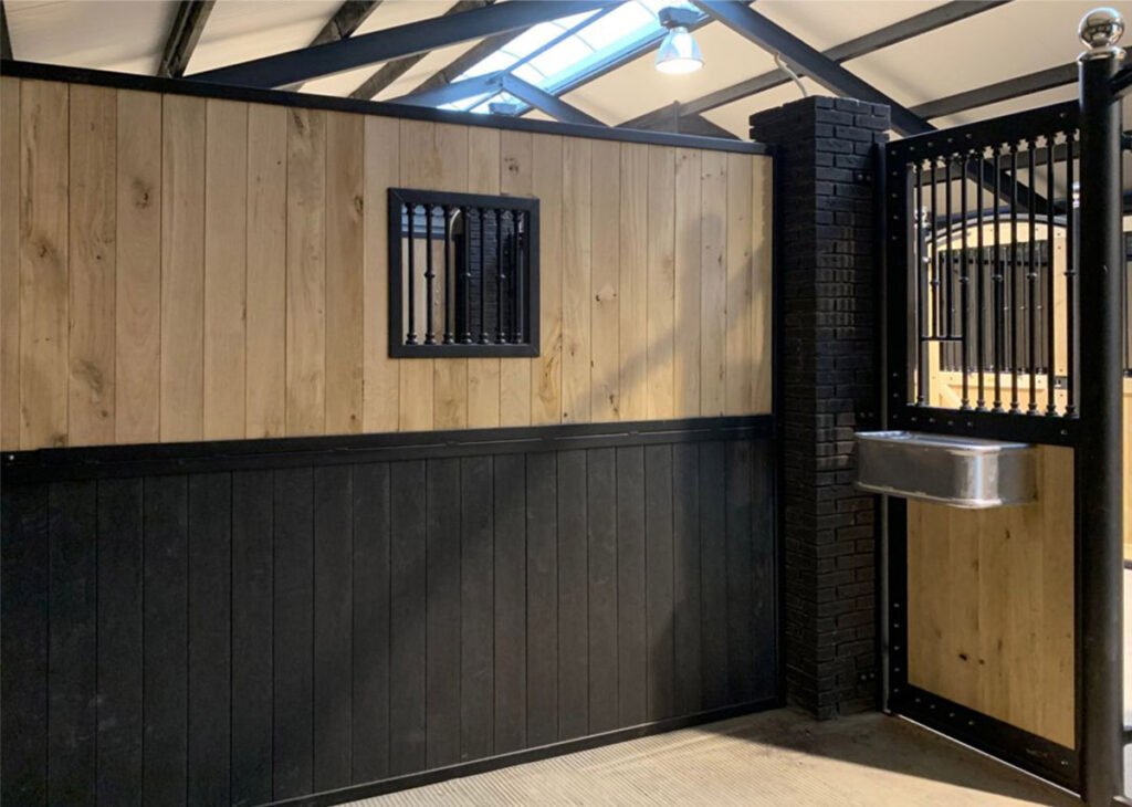 Grand Prestige Stable Panels by Killahy Equine