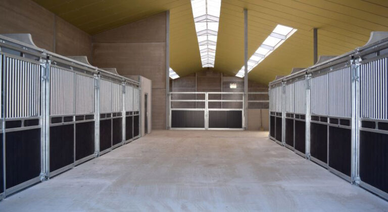 Professional Internal Stable Panels Australia by Killahy Equine
